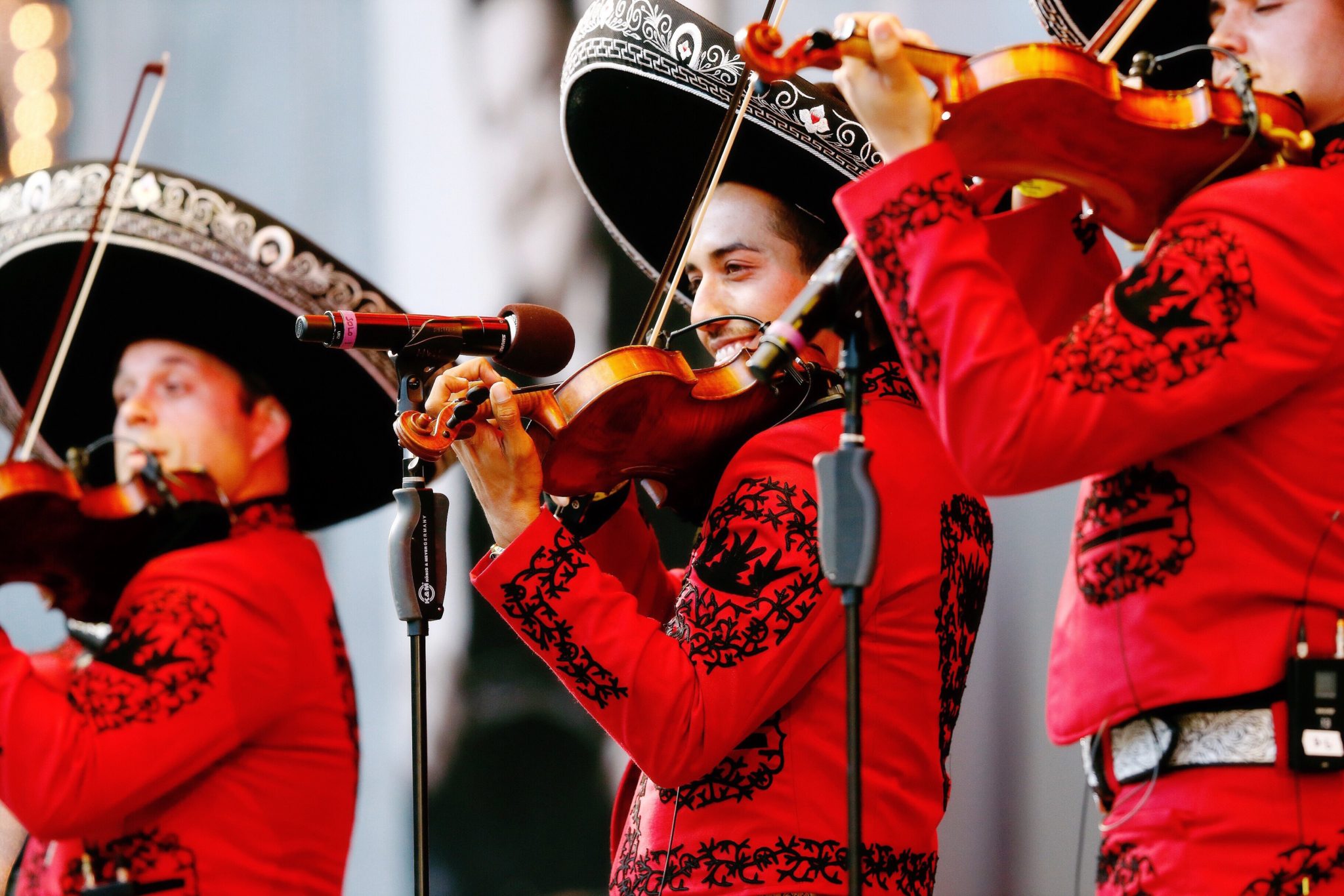 MARIACHI USA Celebrates 30 Year Anniversary at Hollywood Bowl ...