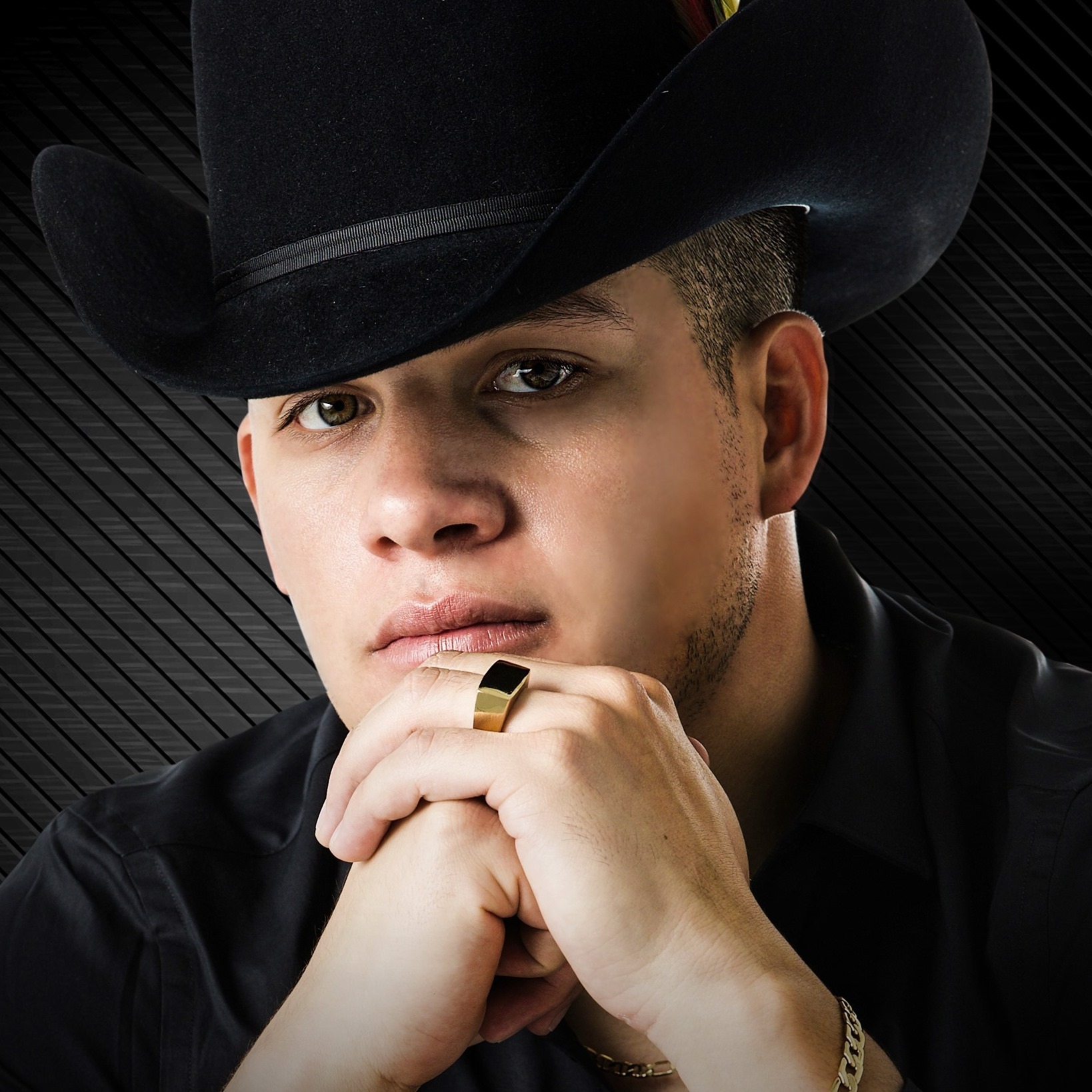 Chayín Rubio Presenta Nuevo Sencillo, "Te alucino" | Entertainment Rocks