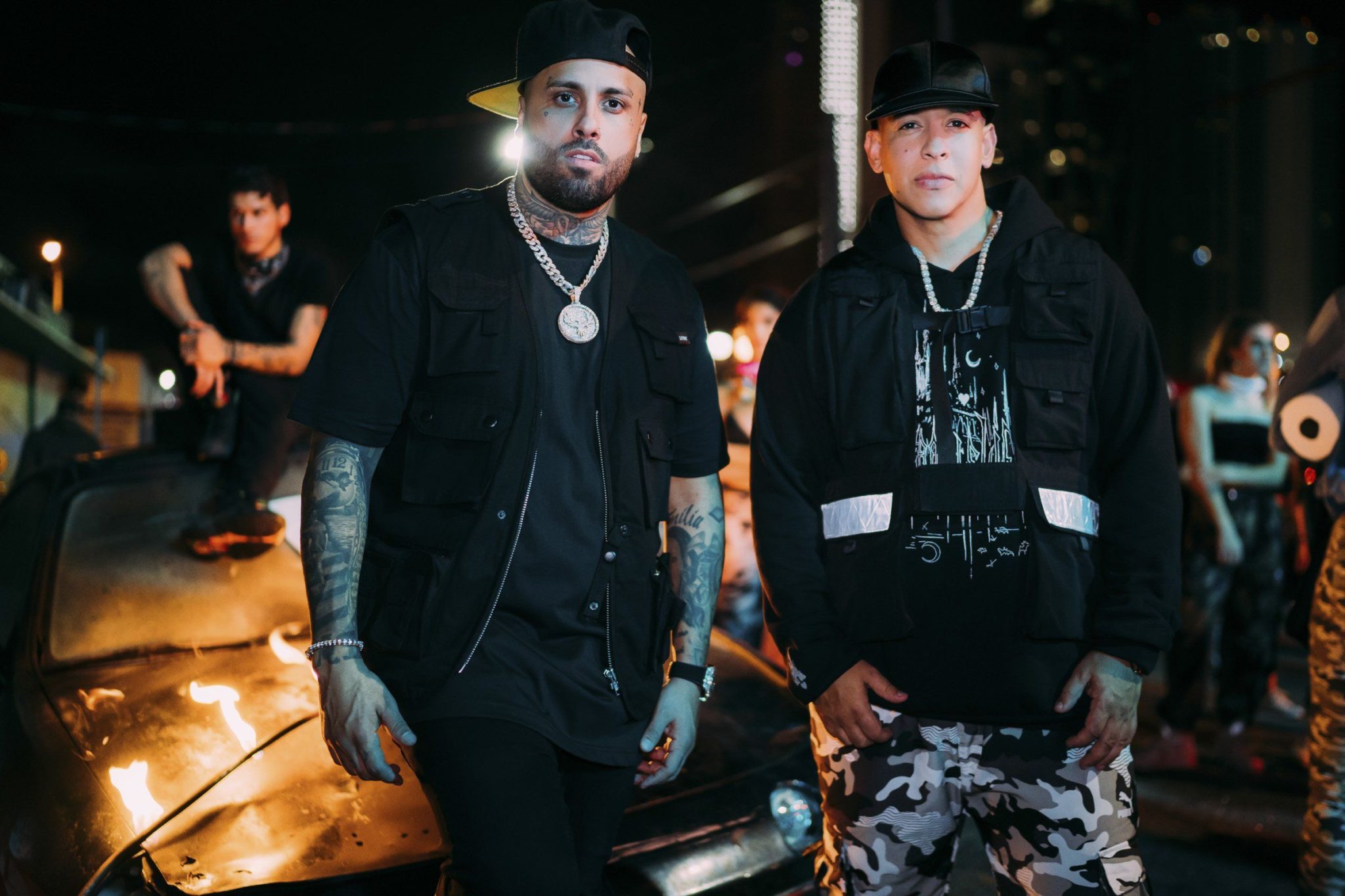 Nicky Jam and Daddy Yankee Team Up for 'Muevelo' | Entertainment Rocks