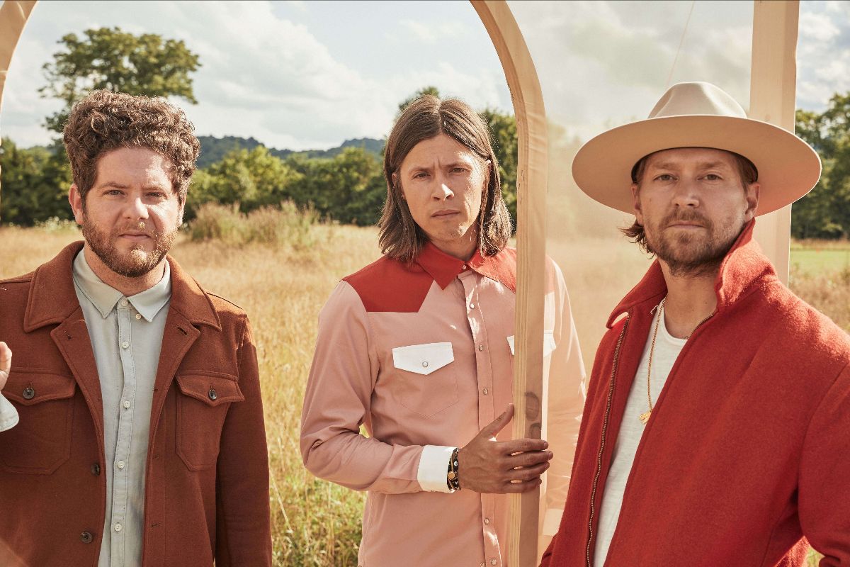 NEEDTOBREATHE Release 'Banks' Music Video | Entertainment Rocks