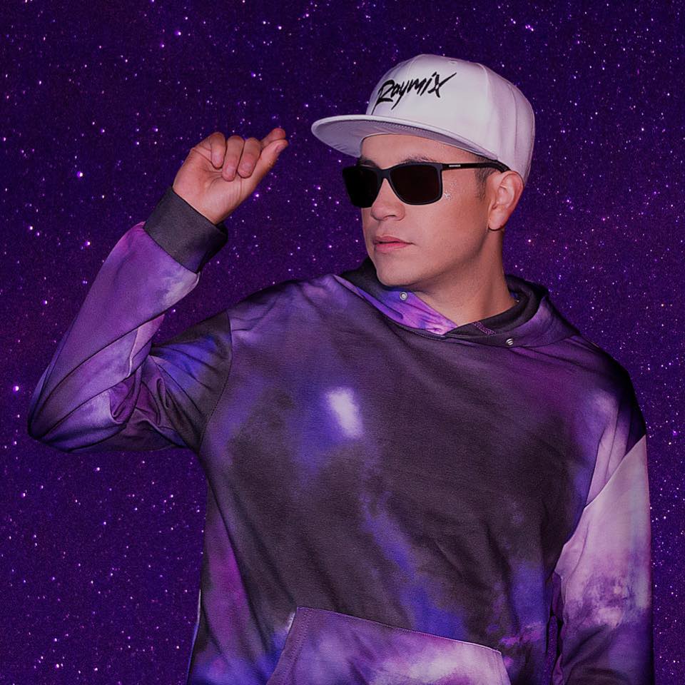 Raymix Estrena Nuevo Sencillo "Espacial" | Entertainment Rocks