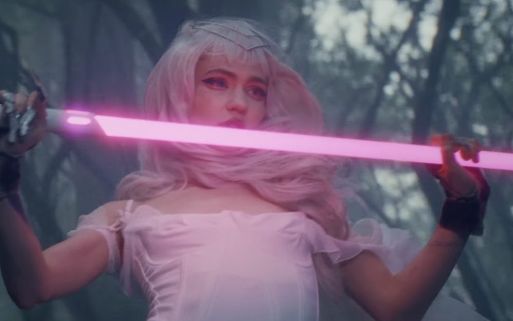 Grimes Releases “Player of Games” Video | Entertainment Rocks