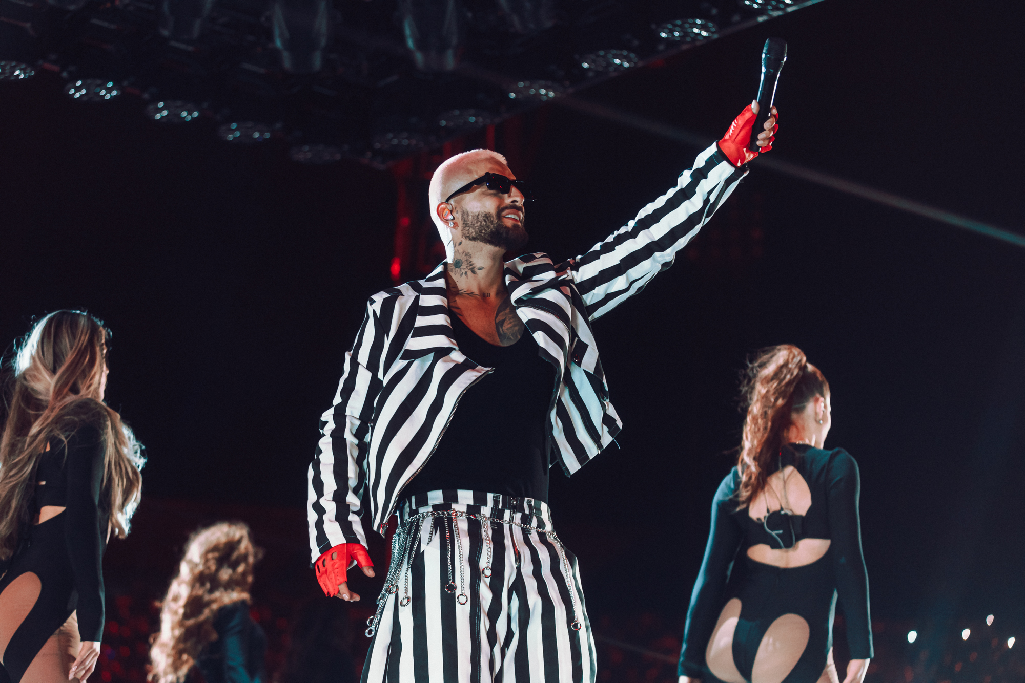 Maluma Hosts Historic Hometown "Medallo En El Mapa" Concert with 53K in ...