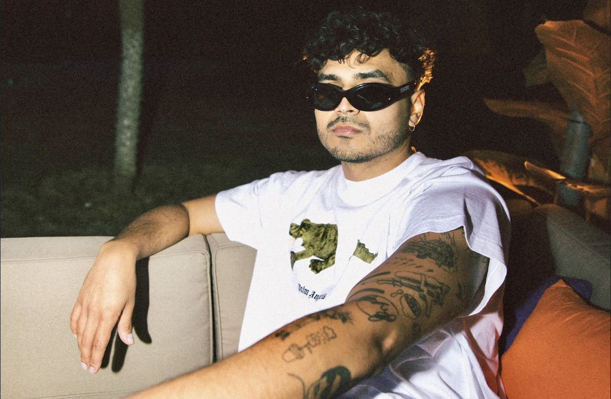 Álvaro Díaz Releases "Close Friends" Video | Entertainment Rocks
