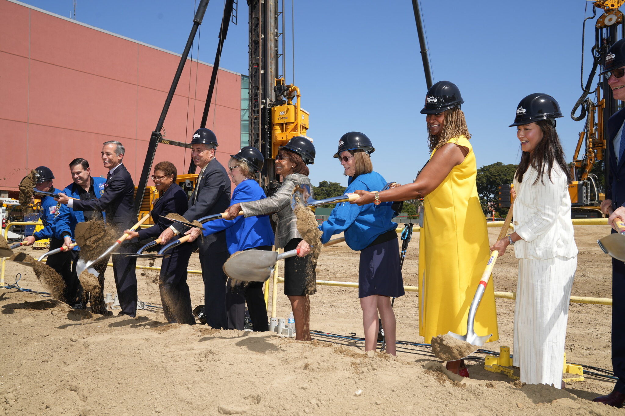 California Science Center Breaks Ground on the Samuel Oschin Air and ...