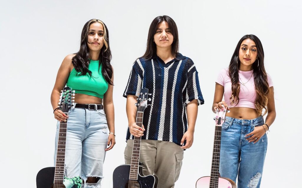 Conexión Divina Drops New Single, “Cambio de Canción” – Entertainment Rocks Conexión Divina Drops New Single, “Cambio de Canción” – Entertainment Rocks