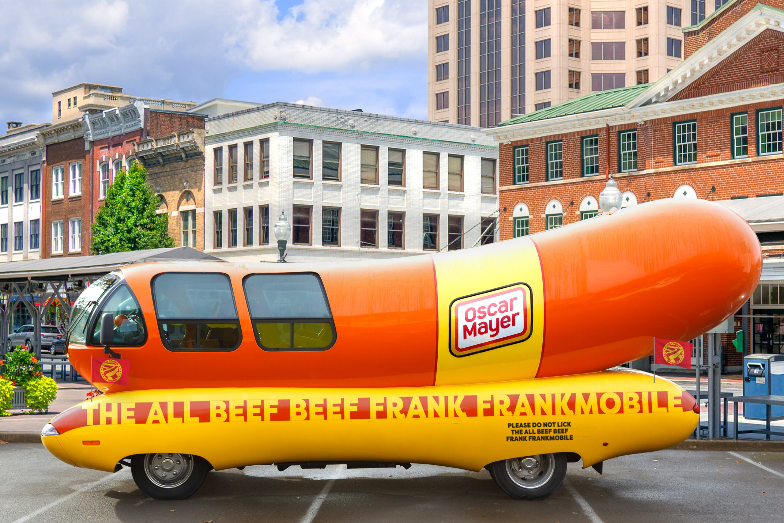 The Oscar Mayer Wienermobile Gets a Beefy New Name for the First Time ...