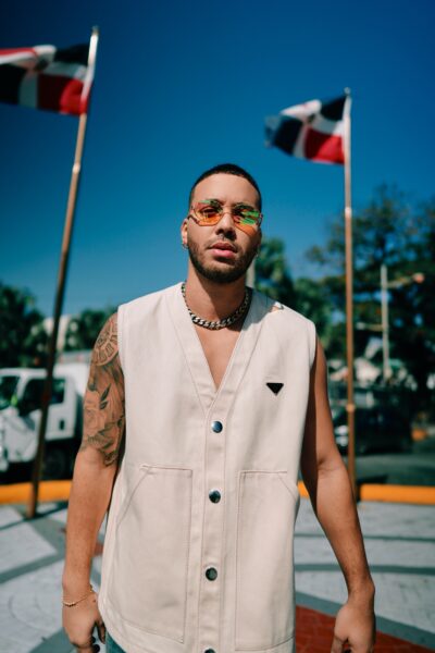 Prince Royce Lands at No. 1 on U.S. and Puerto Rico Radio with “Me EnRD ...