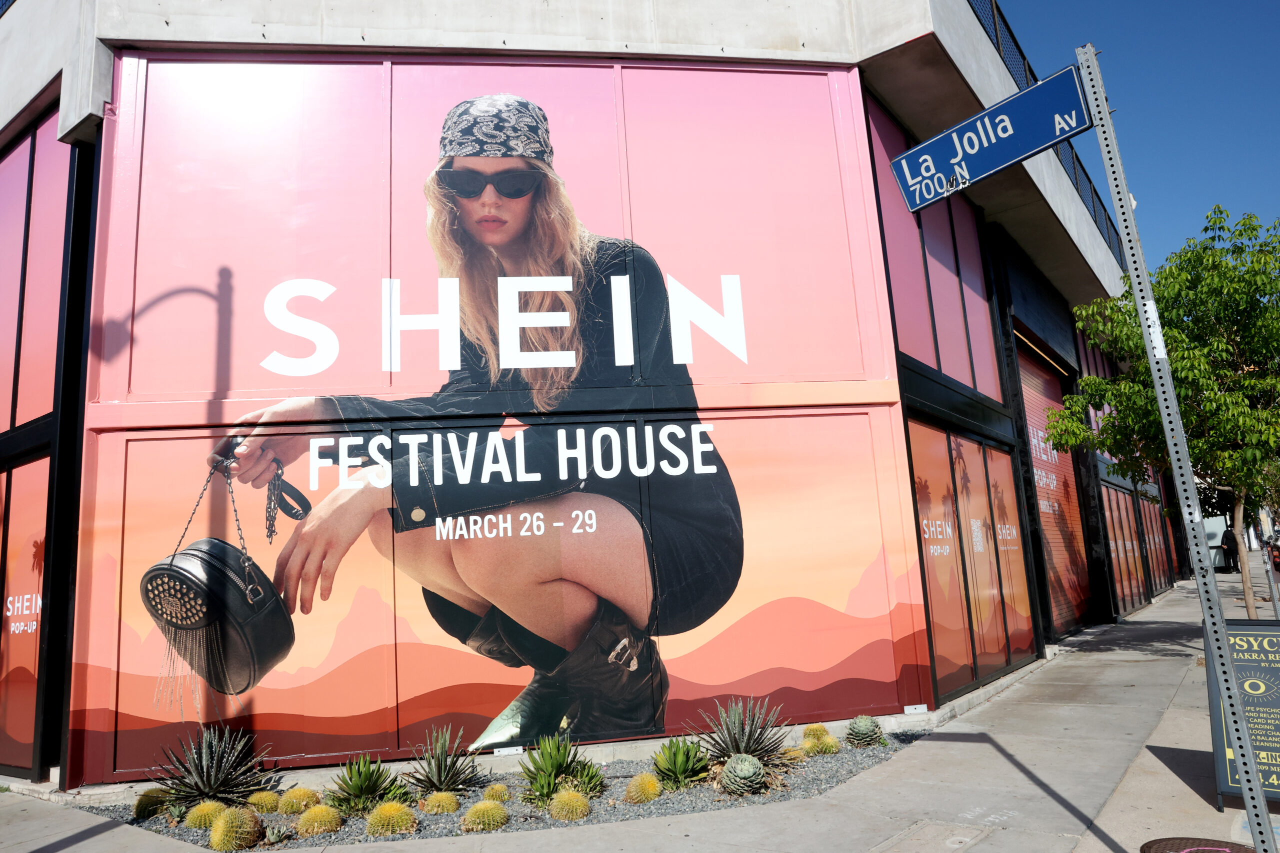 Ashlee Simpson, Chloe Bailey, Coi Leroy, Madison Pettis & More Kick Off ...